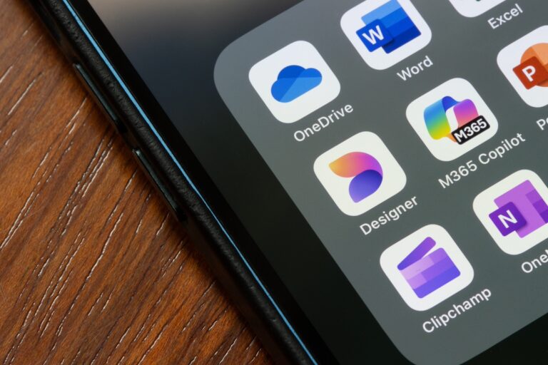 How to Add a Timeline Control Form to a Model-Driven App
